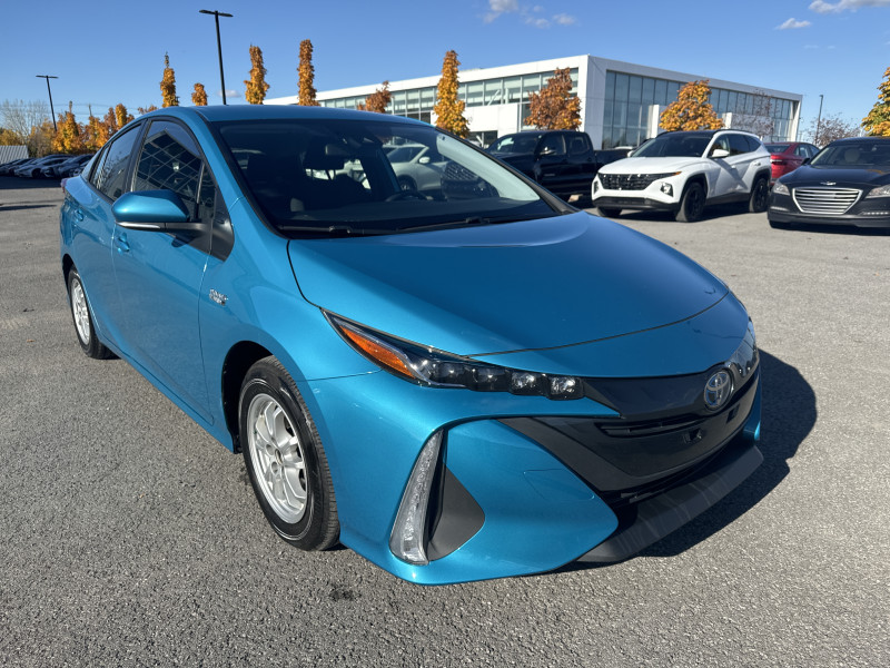 Toyota Prius Prime 2022 usagée de 68 120 km à vendre chez Otogo