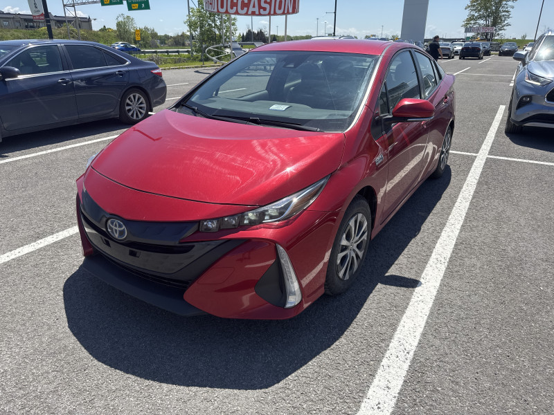 Used 2021 Toyota Prius Prime with 66,942 km for sale at Otogo